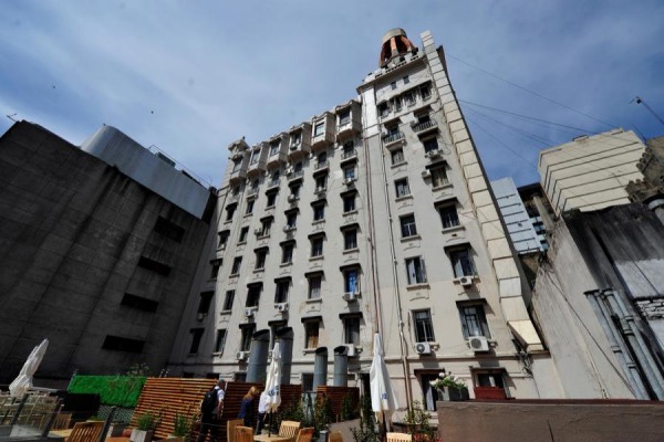 La Galería Güemes inauguró un bar en la terraza - Nueva Ciudad