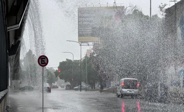 Diluvia otra vez en el AMBA y hay alerta naranja por fuertes tormentas ...